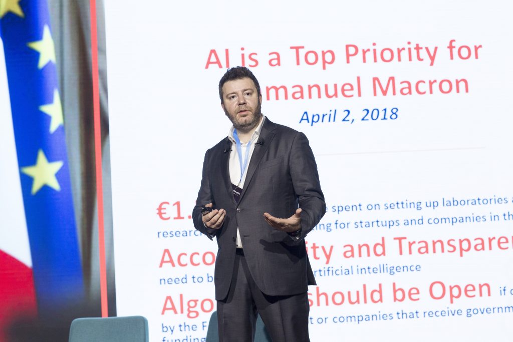 Daniel Dines - The first bot billionaire - BRAND MINDS