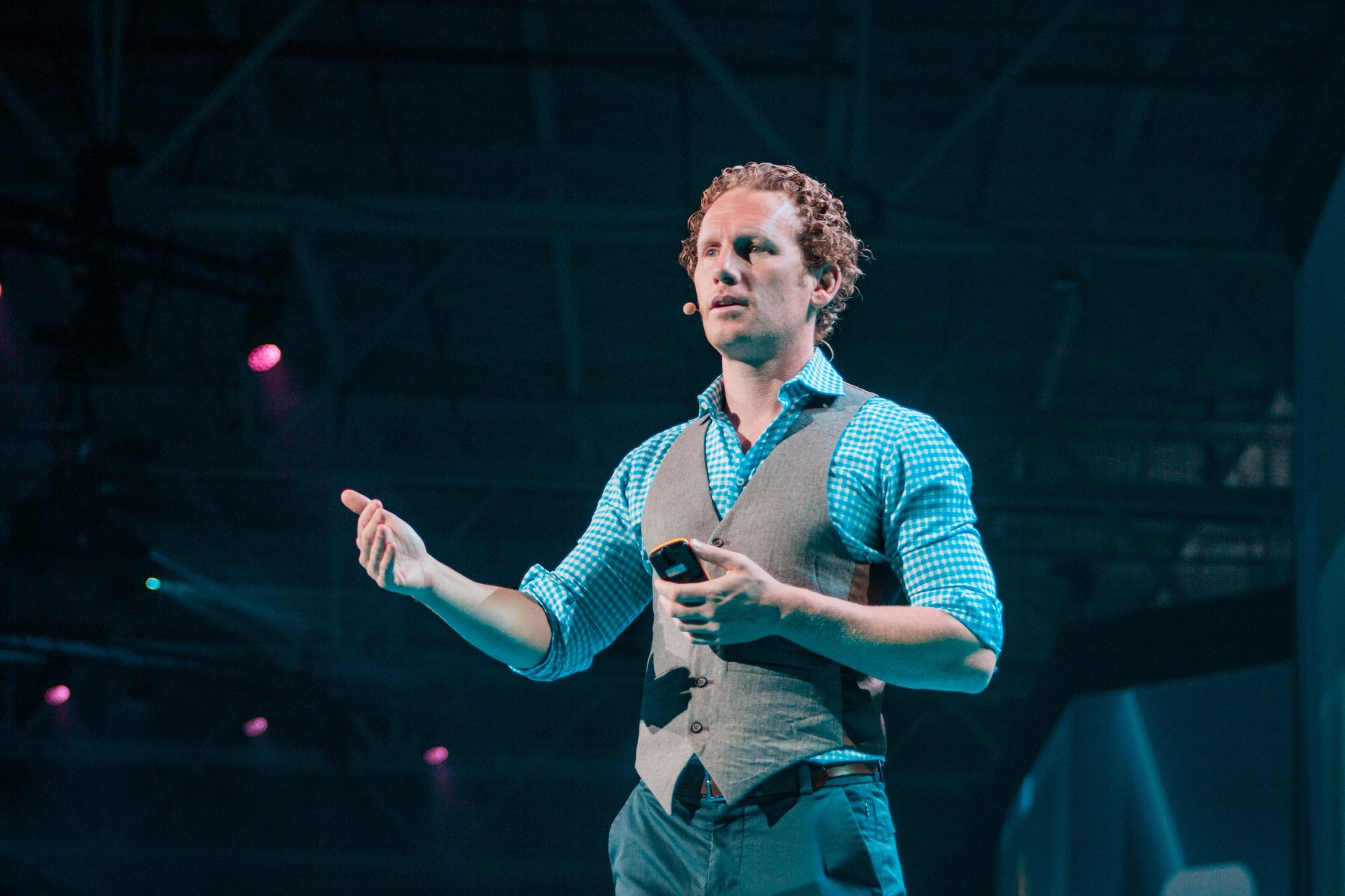 JONAH BERGER SPEAKER BRAND MINDS - BRAND MINDS