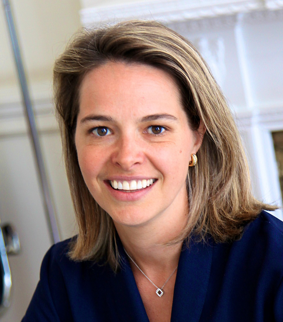 ERIN MEYER - BRAND MINDS